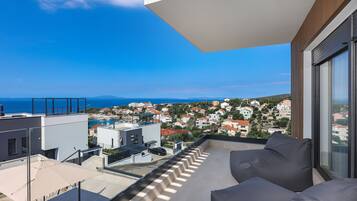 Villa de Luxo, 4 quartos, piscina privativa, vista para o mar | Vista da varanda