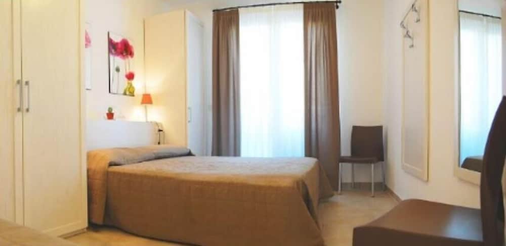 Residence Evanike Four-room Apartment Tipo D1s Poolside M2 For 8 People - Bibione