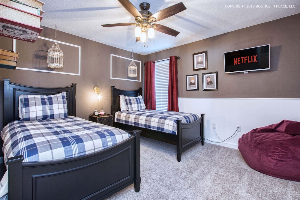 Last Minute Disney Getaway! Private Pool, Hot Tub & Game Room. Book Now ...