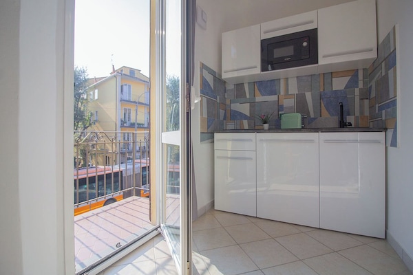 Quarto casal ou duplo luxo | Cozinha privada | Geladeira, cooktop, máquina de café expresso, cafeteira/chaleira
