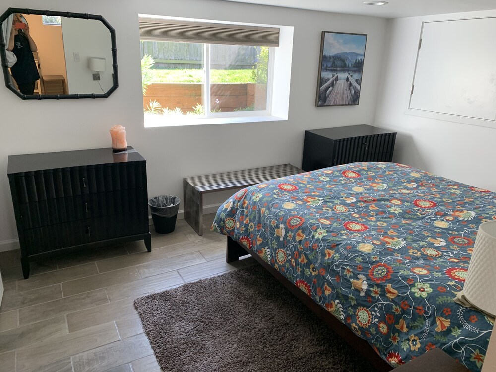 Dog Friendly Space In West Seattle For Up To 4 People. - Bainbridge Island, WA