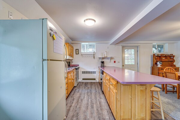 Spacious Ludlow Hideaway < 1 Mi To Okemo Mountain! - Ludlow, VT