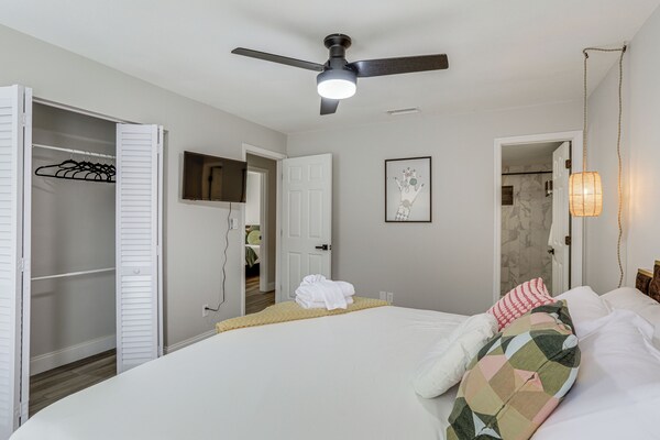 Fully Remodeled St Petersburg Home W/ Private Pool - St. Pete Beach, FL