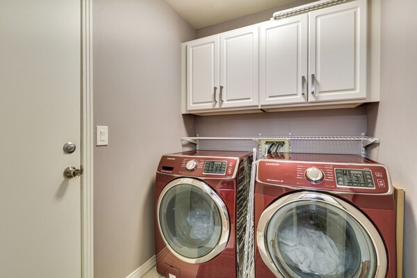 Lake Oswego Home W/ Deck 9 Mi To Downtown Portland - Wilsonville, OR