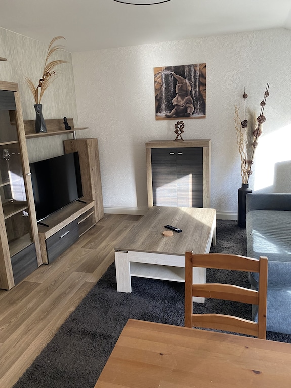 Helle Hübsche Ferienwohnung In In Ruhiger Lage Von Altenburg - Altenburg