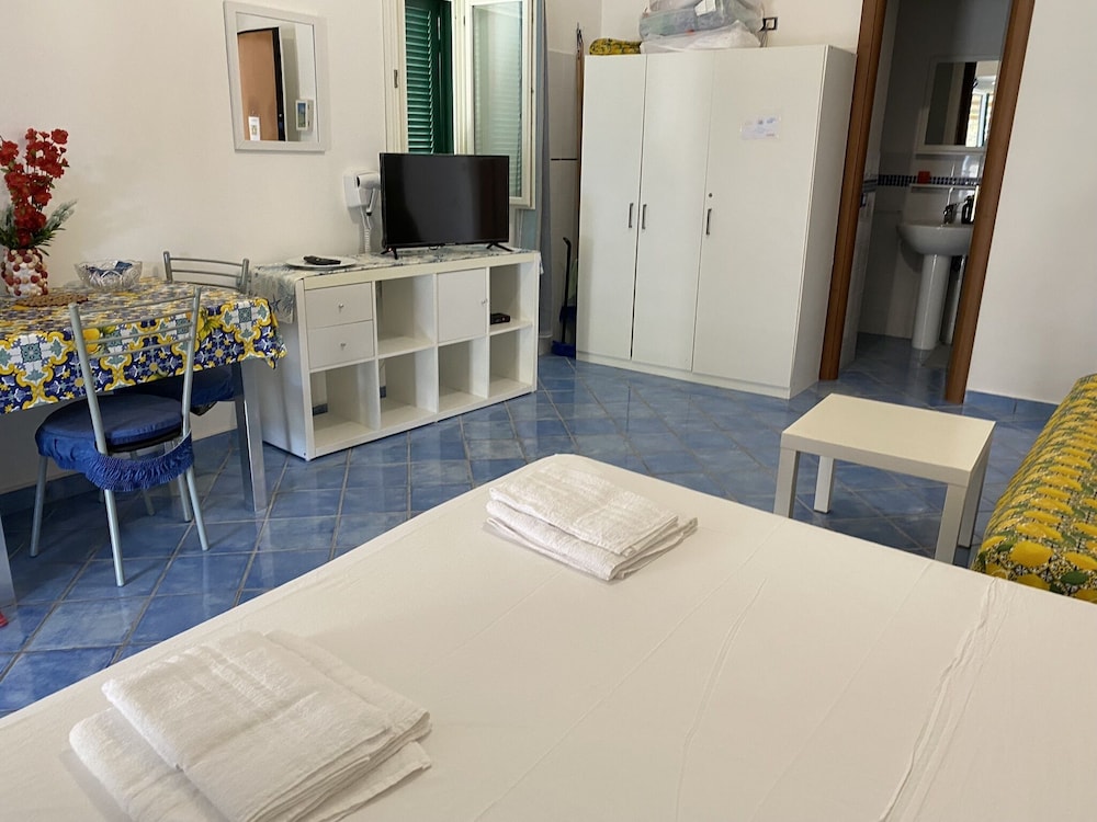 Ponzamania Limoncello Apartment - Ponza