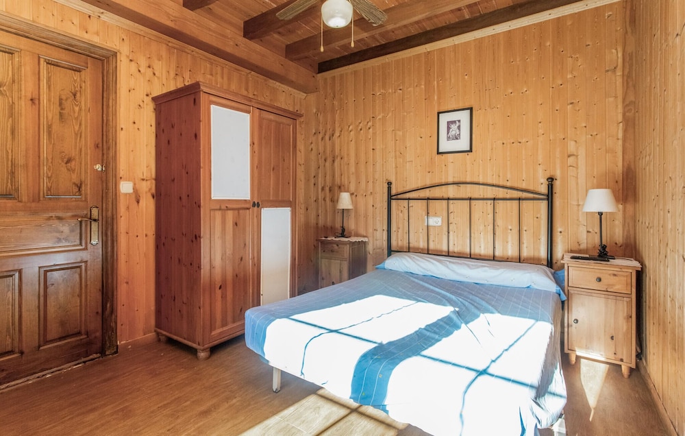 5 Bedroom Nice Home In Arguero - Villaviciosa