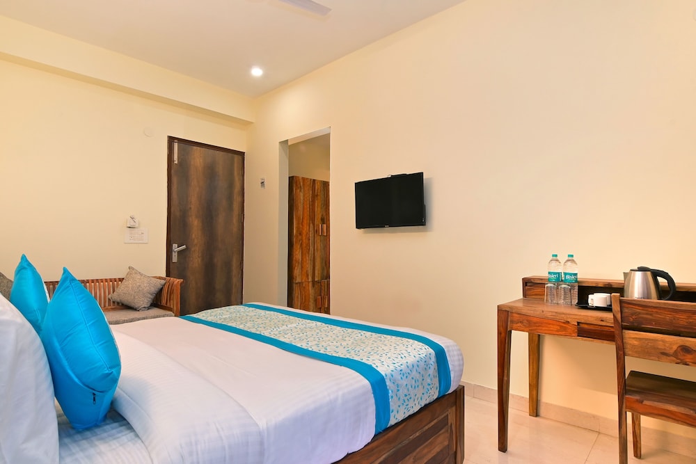 Hotel The York - Ghaziabad