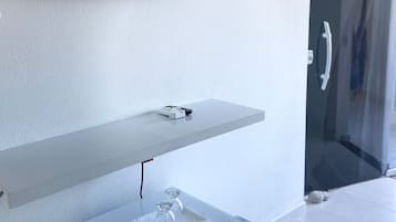 Quarto Duplo | Wi-fi grátis, roupa de cama fornecida