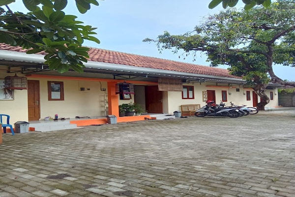 Hotel O Wulan Homestay 2 Syariah - Pemalang