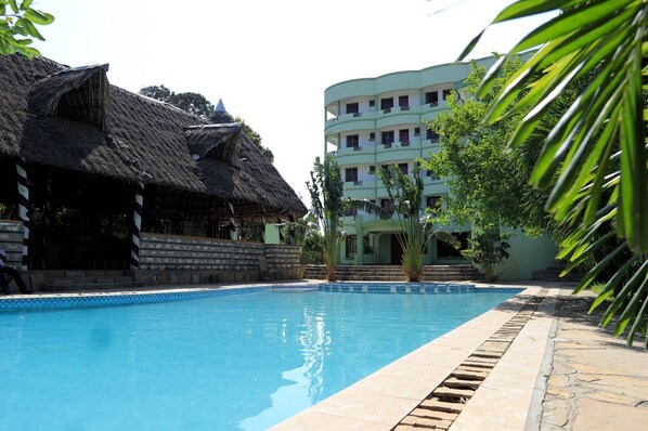 Piscina exterior