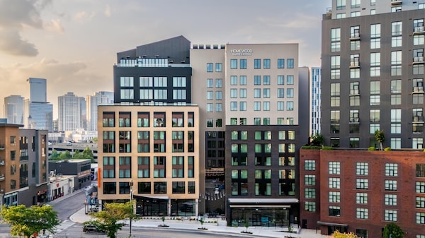 Homewood Suites By Hilton Nashville Downtown The Gulch - Nashville, TN
