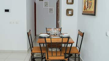 Apartamento Comfort | Refeições no quarto
