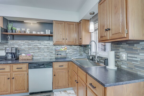 Harrisonburg Home W/ Deck - 2 Mi To Jmu! - Harrisonburg, VA