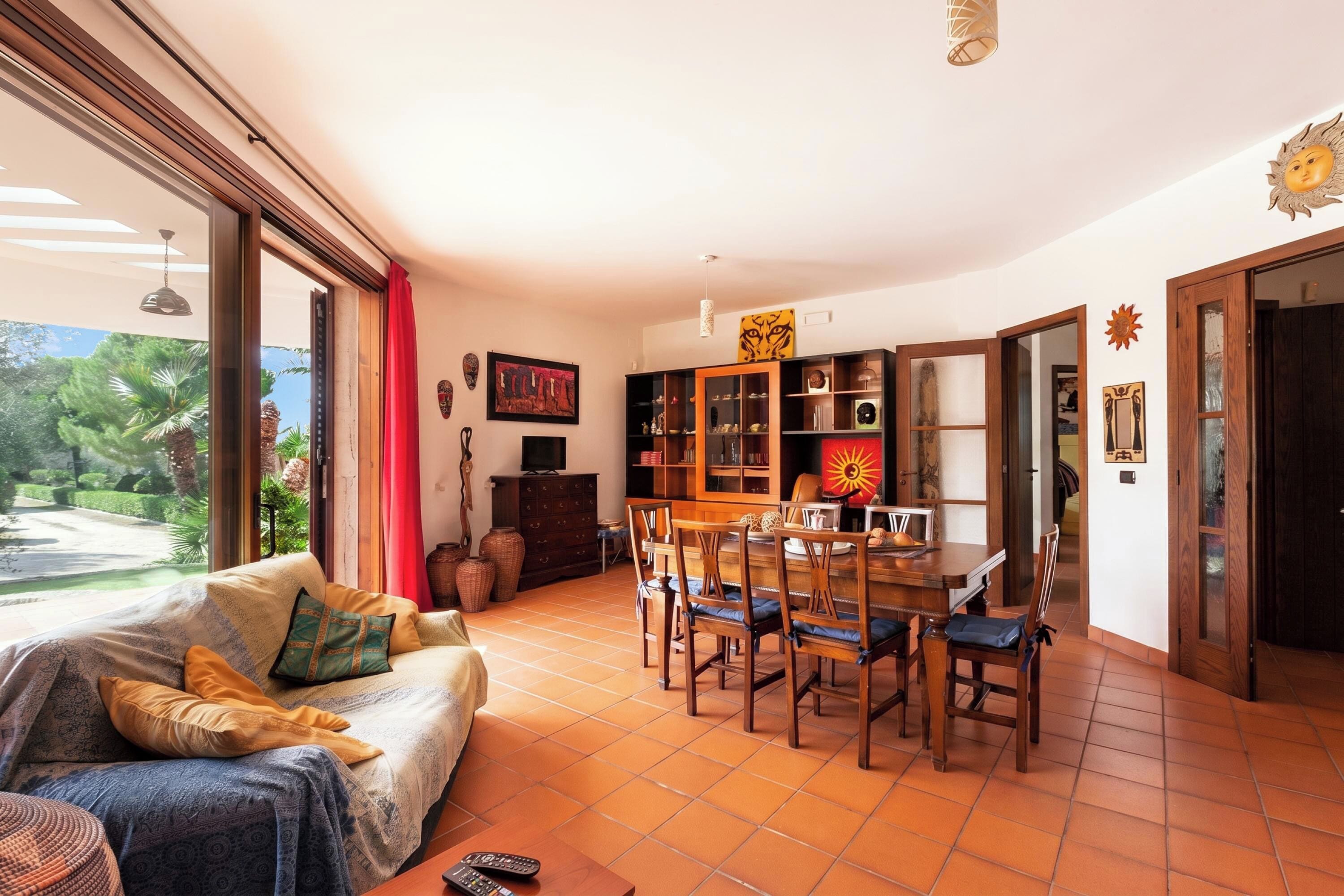Villa Standard, vários quartos, 2 casas de banho (Villa Menhir with pool garden and) | Sala de estar | Televisor de ecrã plano de 21 polegadas com canais digitais, televisor 