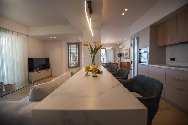Smart TV de 42 polegadas com canais por cabo