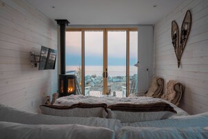 Roupas de cama antialérgicas, Wi-Fi de cortesia, roupa de cama