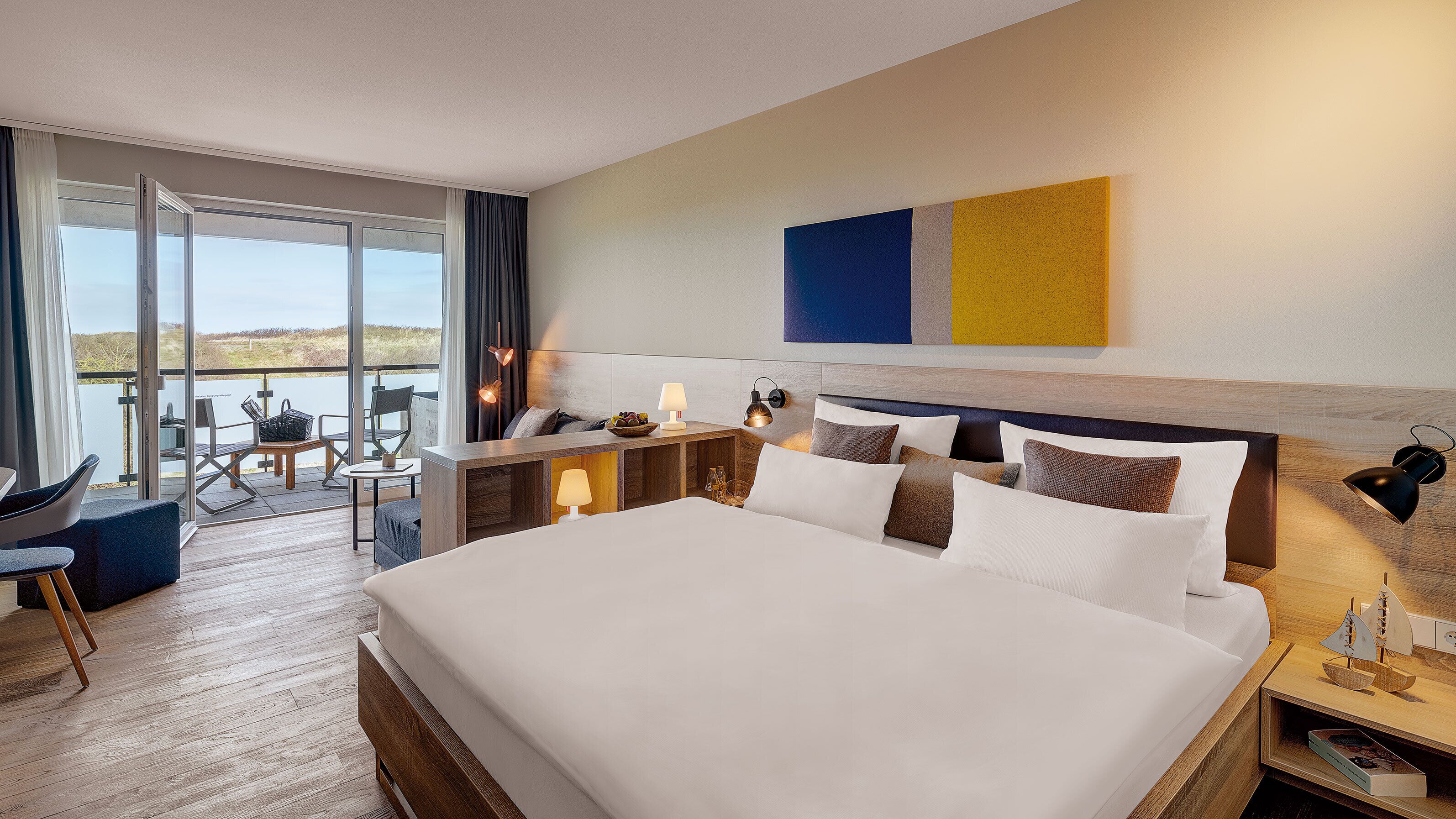 Junior Suite Superior | Camas com colchões de espuma com sistema de memória, cofres nos quartos