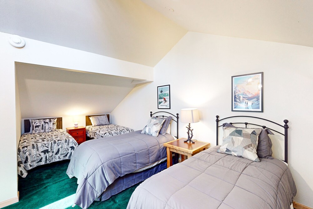 Charming Steamboat Springs condo with hot tub & grilling area - walk to ...