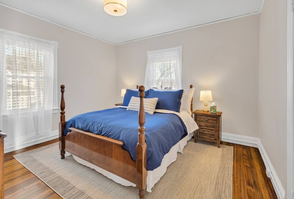Prime West Hartford Center:  Timeless Charm - Glastonbury