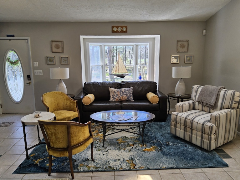 Woodland Retreat On Kent Island: 5 Beds, 5 Miles From Bay Bridge, On 5 Acres. - Saint Michaels, MD