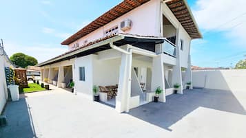 Fachada da propriedade