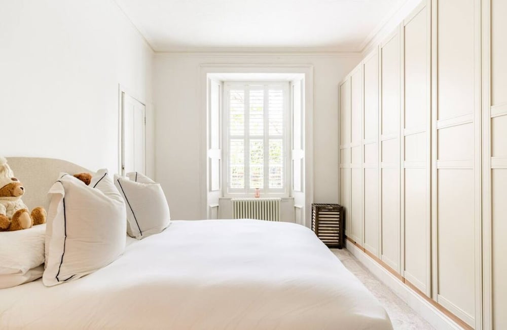 Luxury Main Door Two Bed Apartment In Edinburgh's New Town - Edimburgo
