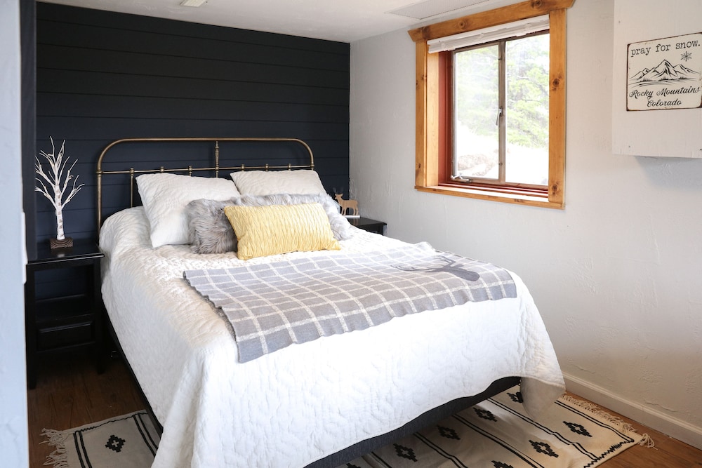 Beautiful 4bd Chalet W Hot Tub & Mtn Views - Georgetown, CO