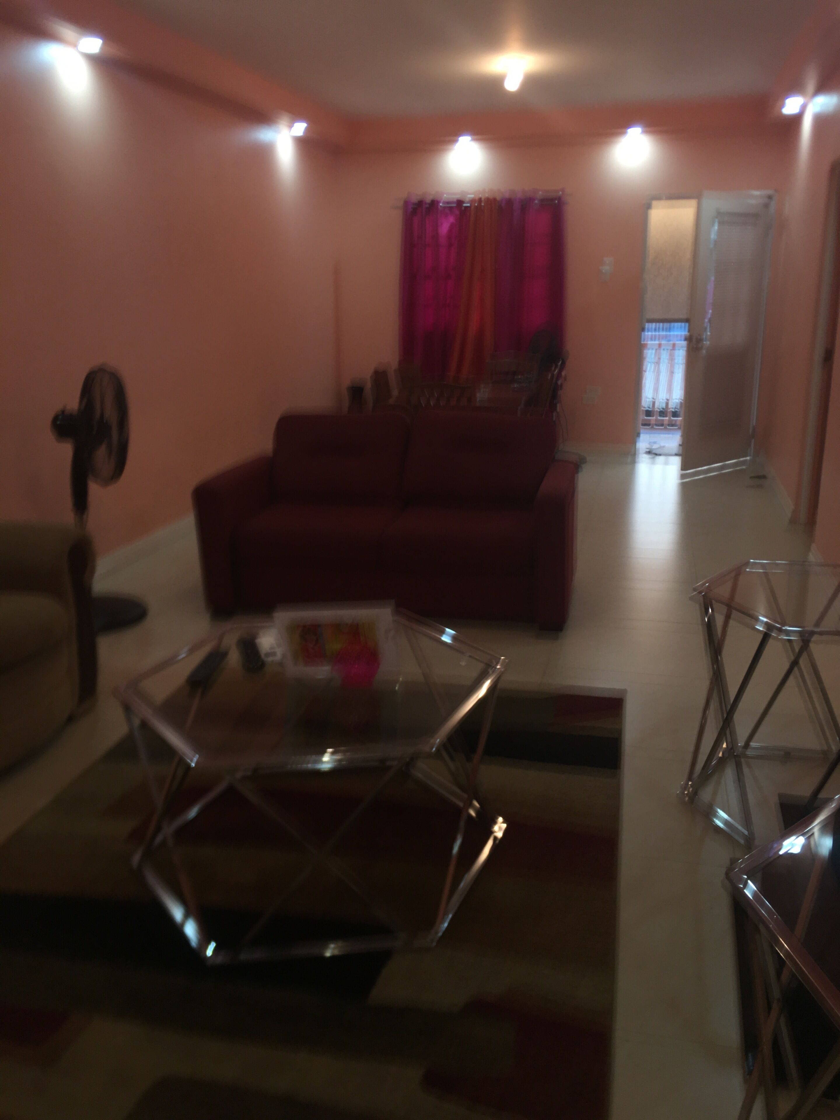 Individualmente decorados, individualmente mobiliados, cortinas blackout