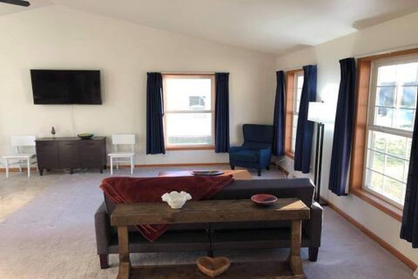 In Kalona-near Pleasantview Home, Hospital, Iowa, And Kinnick Carver Wifi-garage - アイオワ州