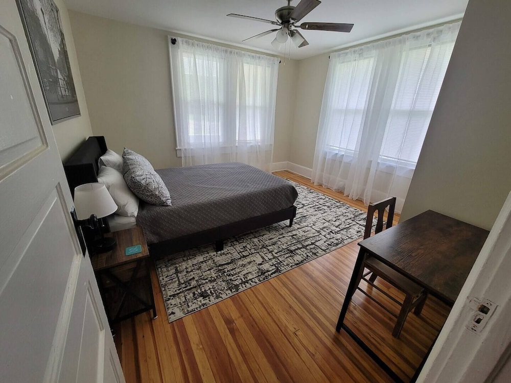 Cozy Swamp Rabbit - Sans Souci Greenville Furman - Sans Souci | Vrbo