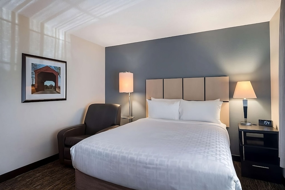 Close To Popular Attractions, Relax In Your Suite After A Day Of Exploring! - Lexington, MA