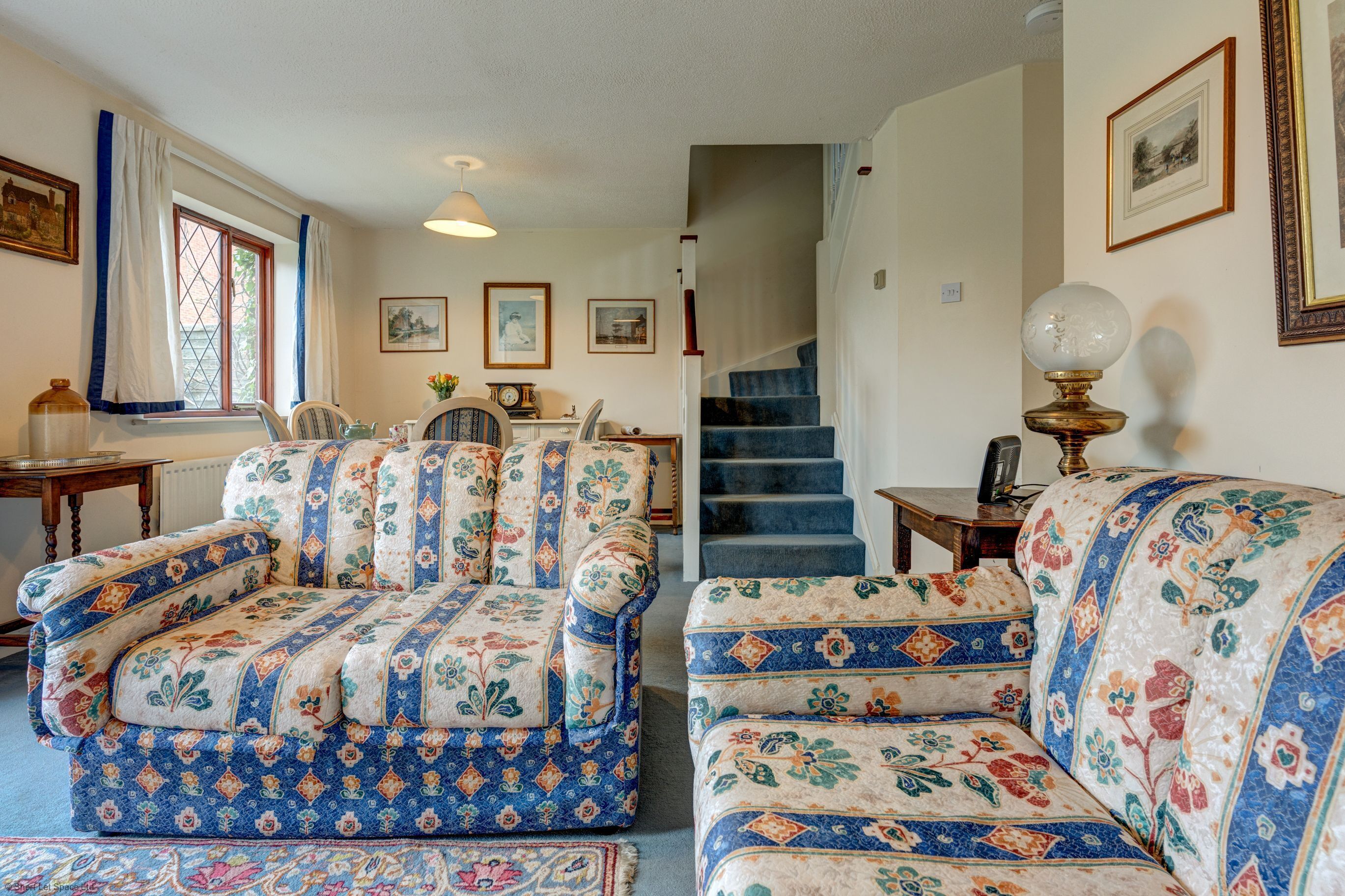 Sparrows Nest | Oxford  Holiday Let | 3 Beds & Sleeps 5 - Kassam Stadium