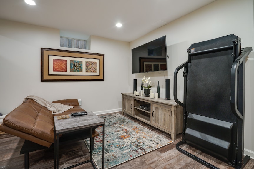 Chic Minneapolis Apt - 6 Blocks To Lake Nokomis! - Minneapolis, MN