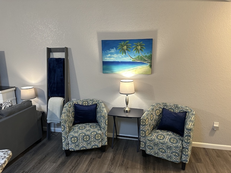 Come Relax At Kozy On Kipling. Close To Shopping, Eats, Hospital,university, I10 - ペンサコラ, FL