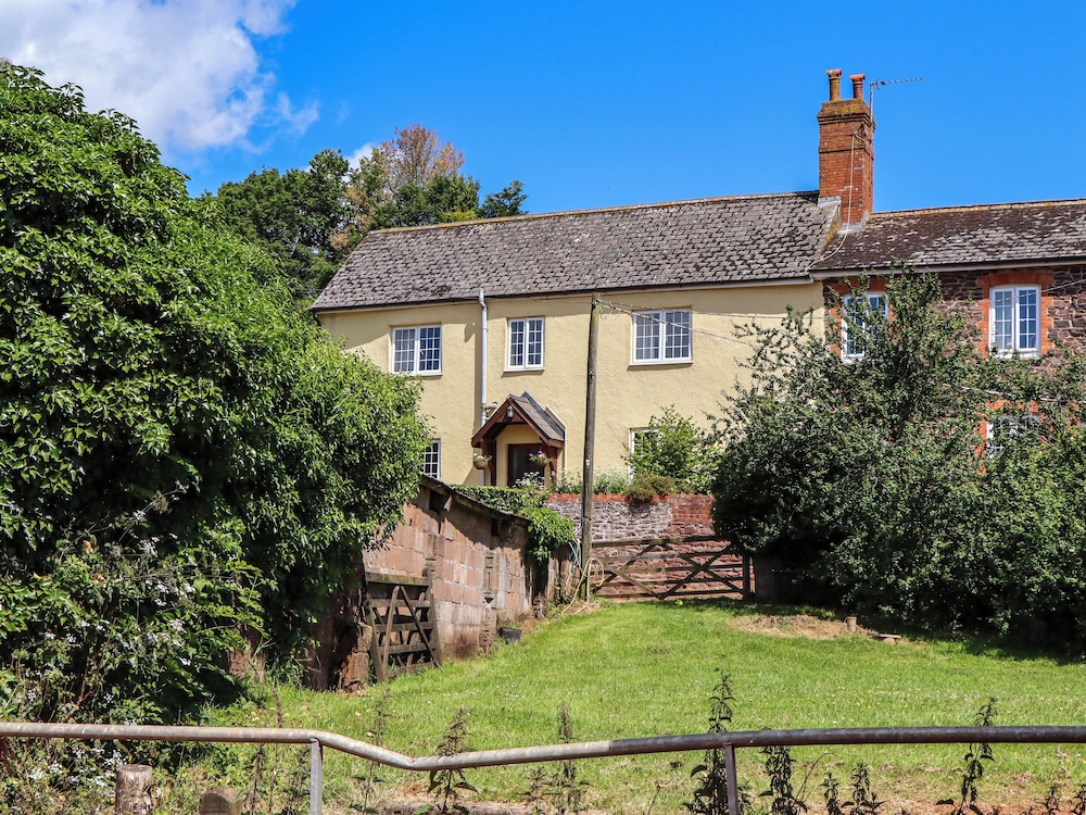 Twyford Farm Cottage - Bickleigh Castle