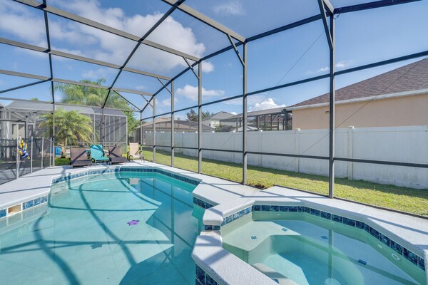 Spacious Kissimmee Villa W/ Private Pool & Hot Tub - Kissimmee