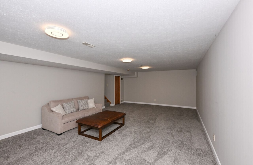 3 Bed 2.5 Bath Townhome - Portage Lakes State Park, Akron