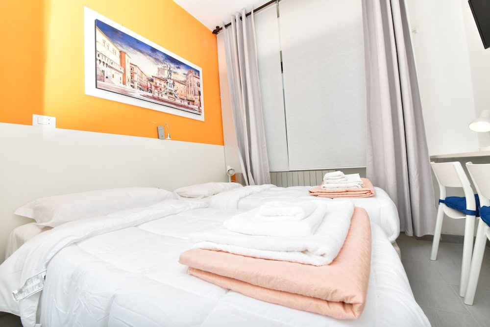 Studio apartment with kitchen and private bathroom - San Lazzaro di ...