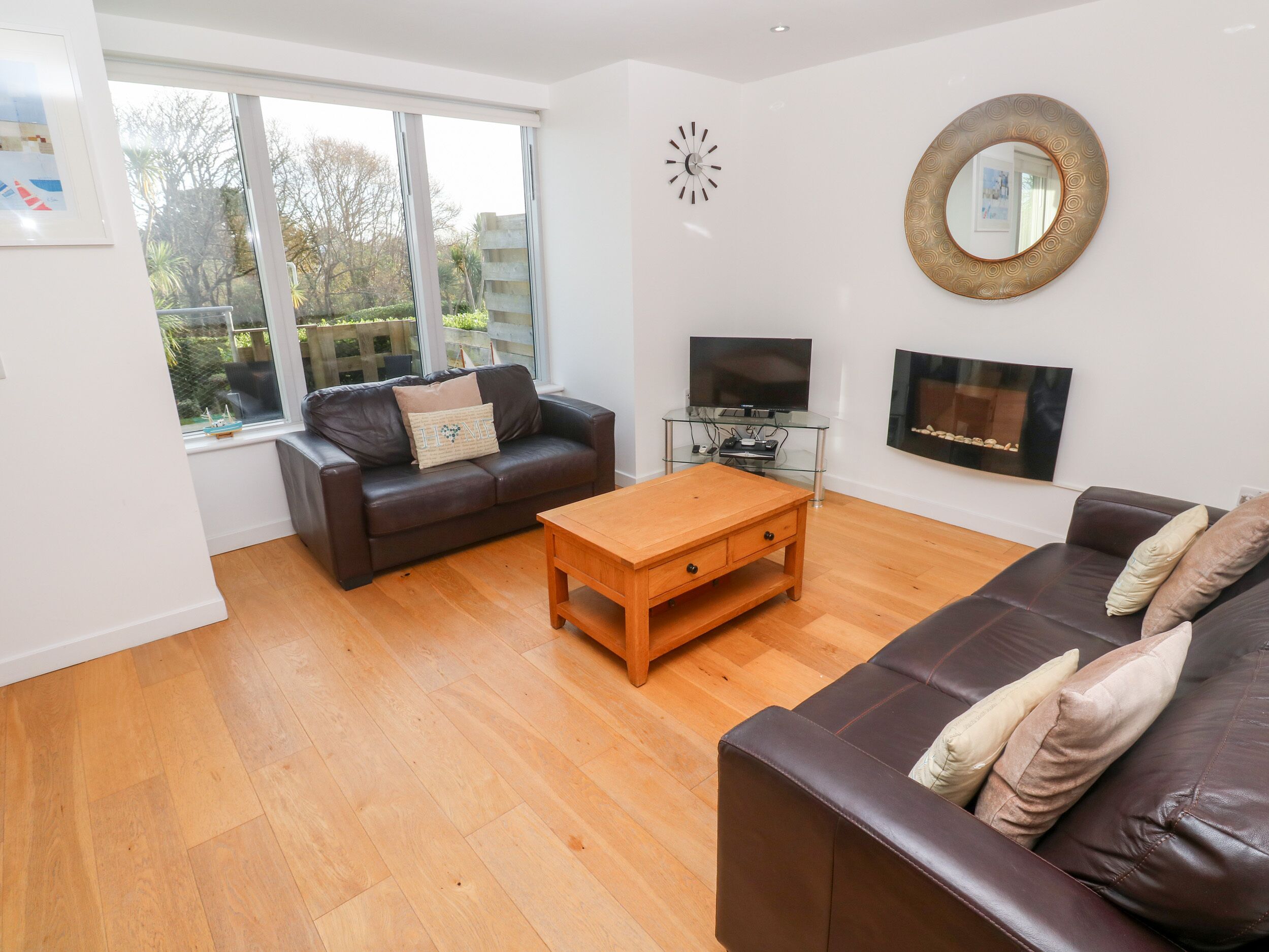 Ocean View, Pet Friendly, Character Holiday Cottage In St Ives - Carbis Bay