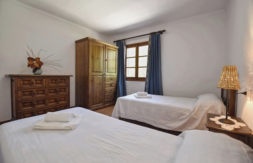 Holiday Home 'Tonina' With Mountain View, Private Pool And Wi-fi - Alcúdia