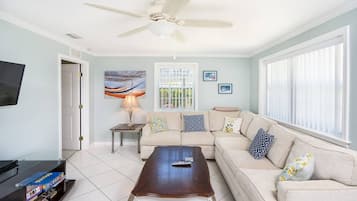 Apartamento (Oceans 13 Unit B) | Exterior