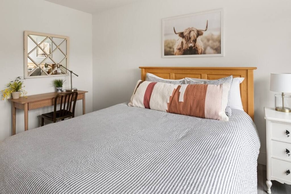 Pristine Brand New townhome Amazing Stowe Location - Stowe | Vrbo