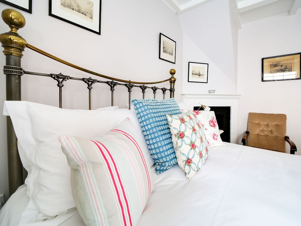 Hardys Cottage, Padstow - A Perfectly Located Property Sleeps Up To Six Guests. - パドストウ