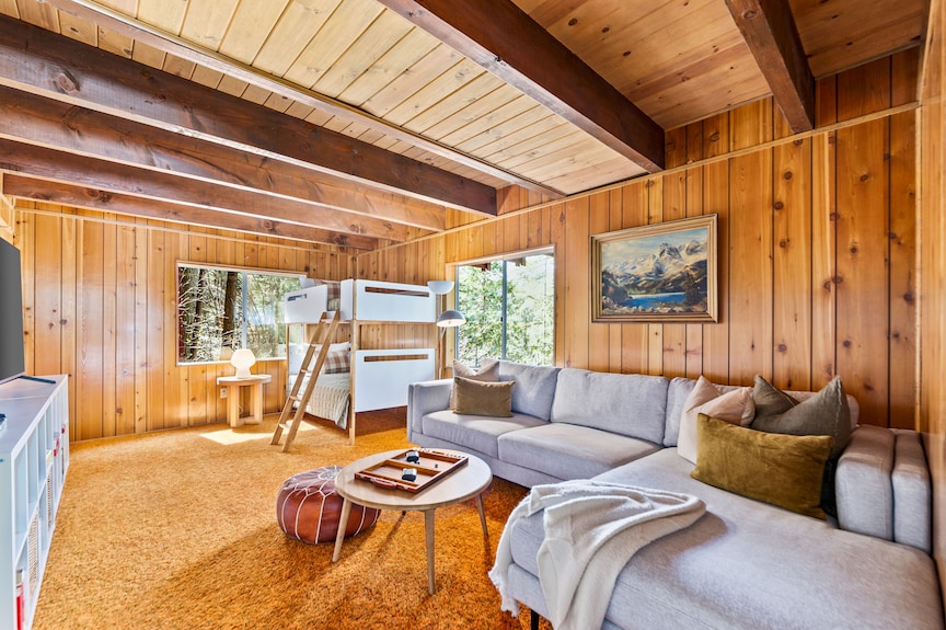 Pet/kid Friendly Cozy Cabin, Bbq, Firepit, Outdoor Dining, Forest Views - Lake Arrowhead, CA