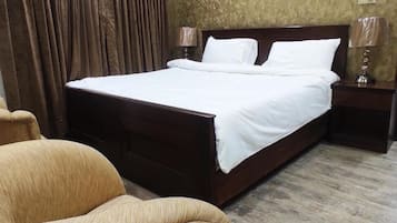 Quarto Duplo Deluxe | Ferro/tábua de engomar, Wi-fi grátis