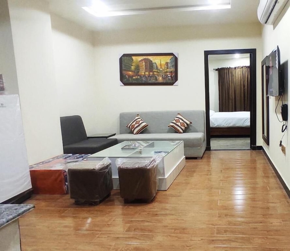 Hotel Daffodils - Islamabad