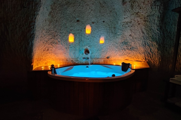 Quarto Duplo Premium | Banheira de hidromassagem