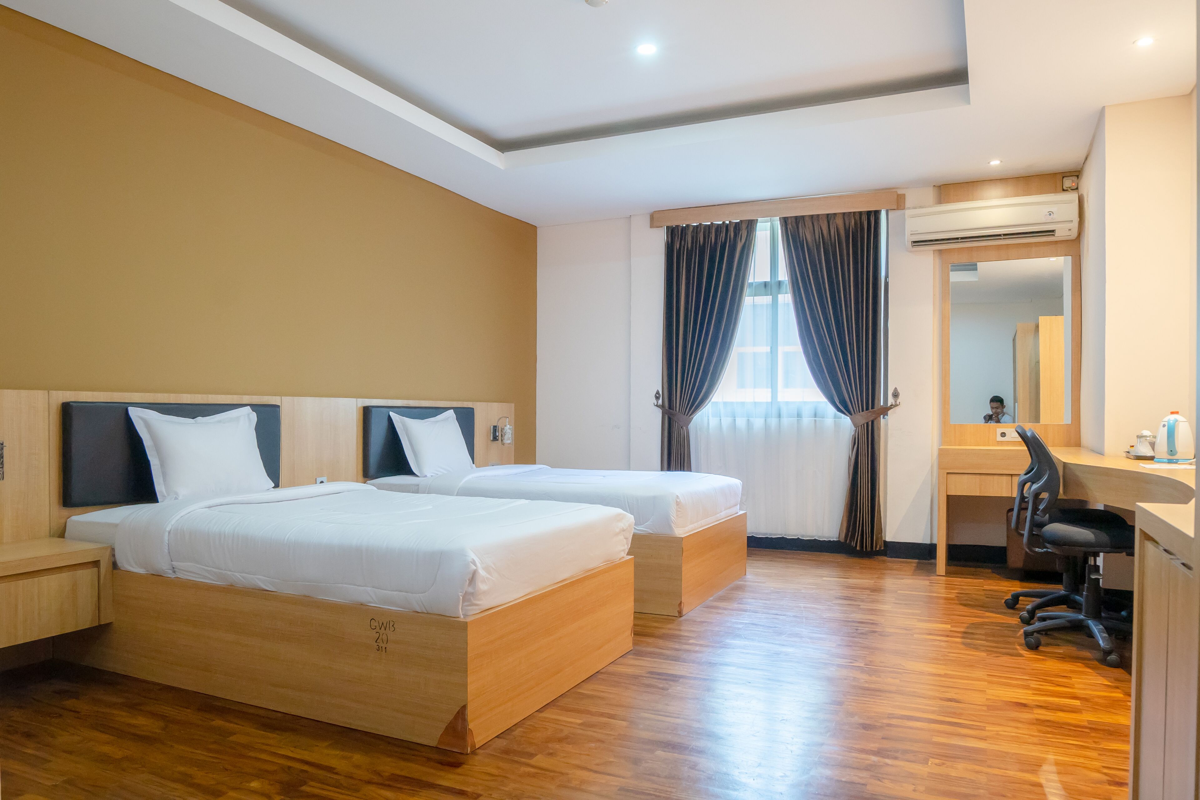 Graha Widya Bhakti at STIESIA Surabaya in Surabaya: Find Hotel Reviews ...