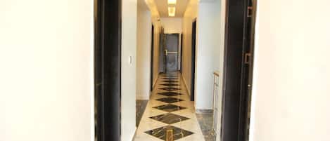 Entrada (vista interior)
